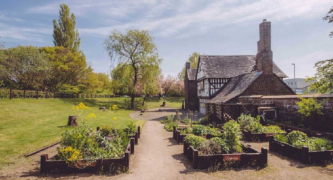Ford Green Hall | Outside